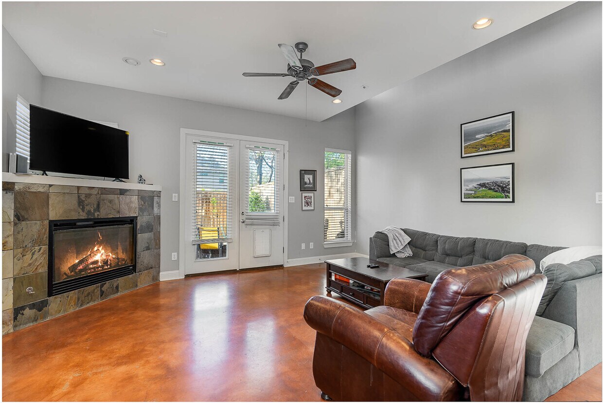 5807 Martel Ave, Dallas, TX 75206 - Townhome Rentals in Dallas TX ...