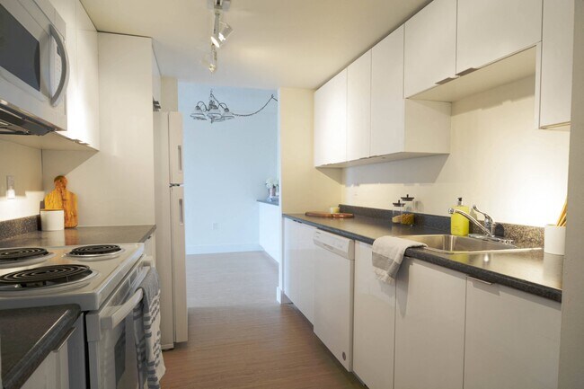 Quinpool Tower Apartments - 2060 Quingate Pl Halifax, NS | Apartments.com