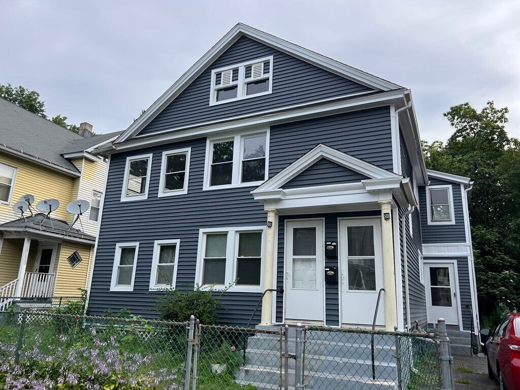 37 Suffolk St Unit 2, Springfield, MA 01109 - Room for Rent in ...