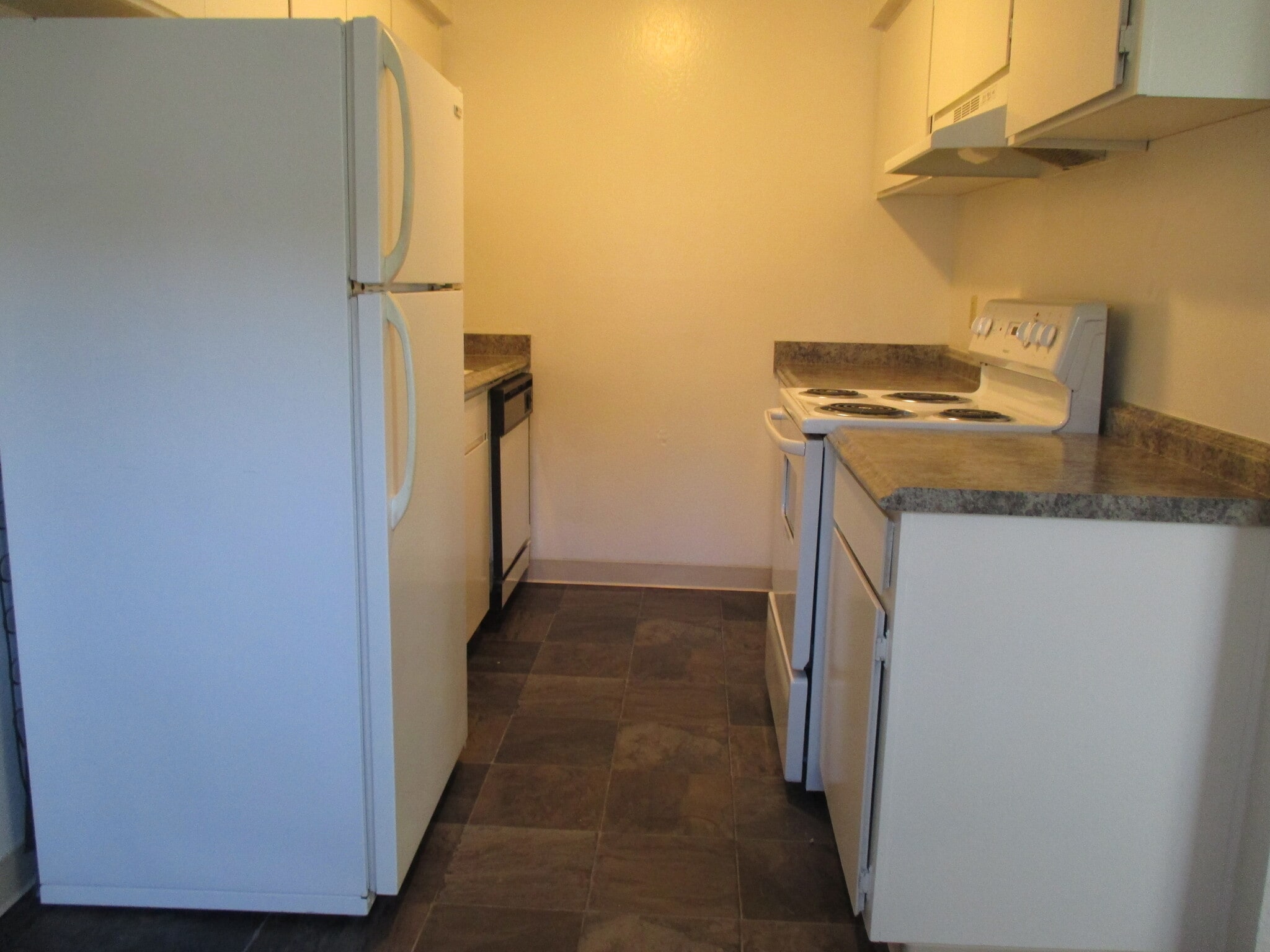 Sierra Glen - 1801 Coffee Rd Modesto, CA 95355 | Apartments.com