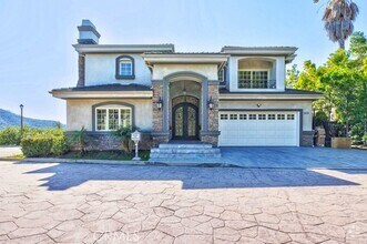 Verdugo Woodlands Furnished Townhouses for Rent - Glendale, CA - 18 ...