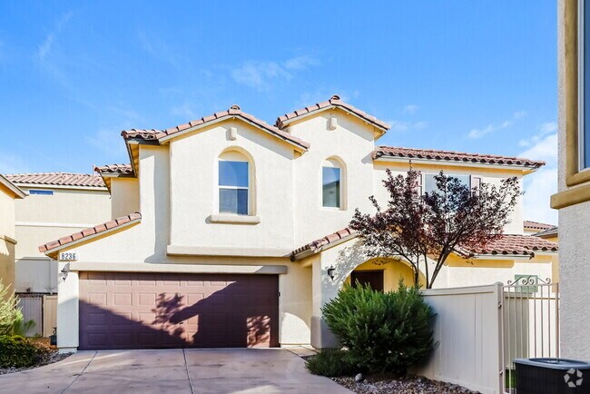 Cimarron Springs Apartments for Rent with a Swimming Pool - Las Vegas ...