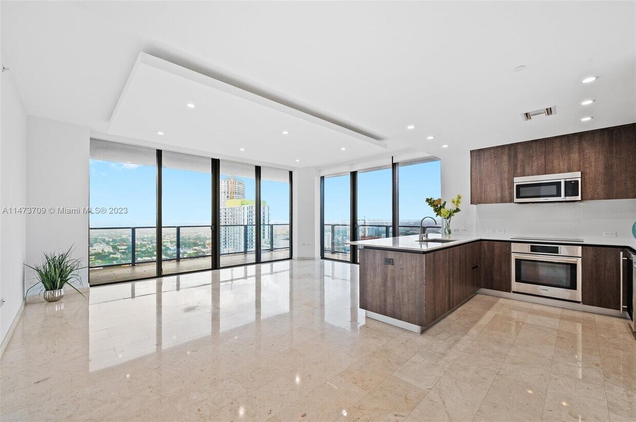 88 SW 7th St Unit 3612, Miami, FL 33130 - Condo for Rent in Miami, FL ...