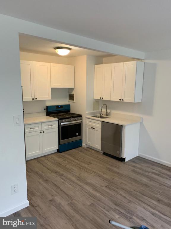 210 Locust St Unit 4H, Philadelphia, PA 19106 - Room for Rent in ...