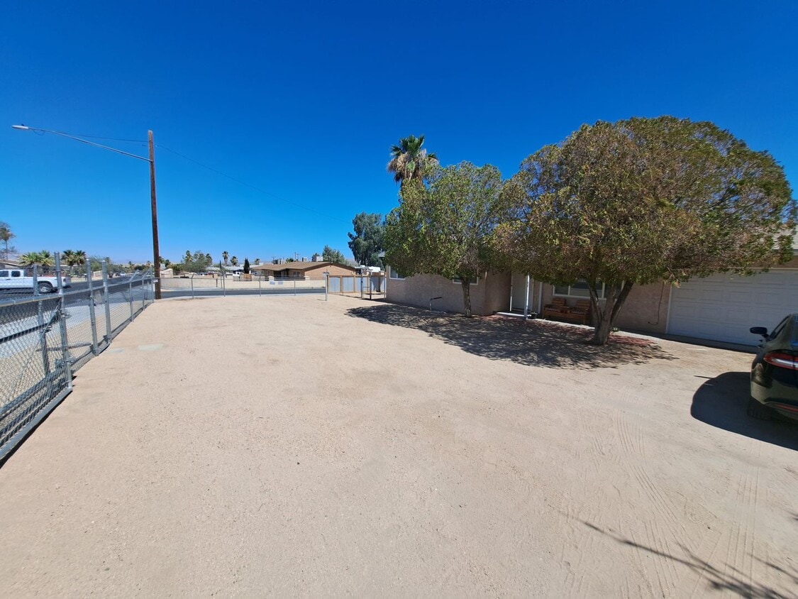 73223 Sun Valley Dr, Twentynine Palms, CA 92277 - House Rental in ...