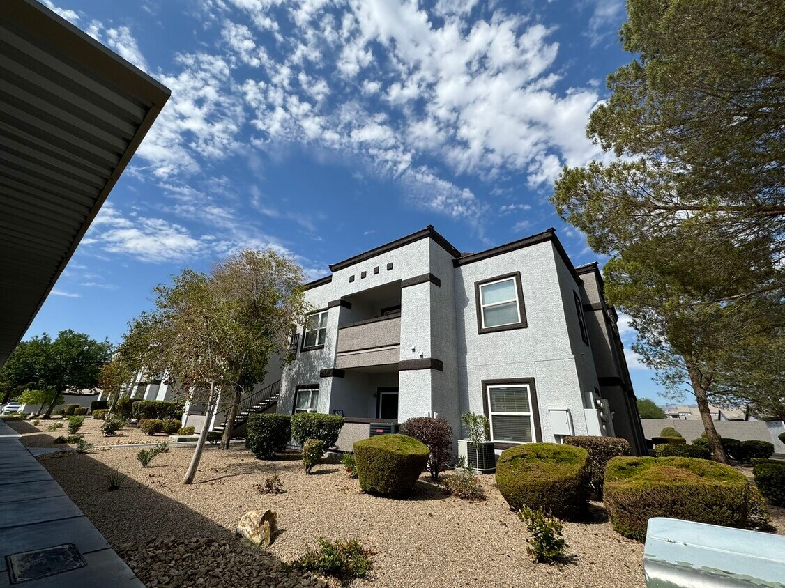 7255 W Sunset Rd Las Vegas, NV 89113 - Alquileres en Las Vegas, NV ...