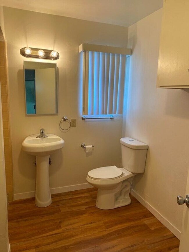 1026 S Russell Ave Unit 1026C, Santa Maria, CA 93458 - Room for Rent in ...