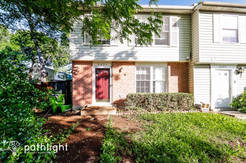 3695 Masthead Trail, Triangle, VA 22172 | Apartments.com