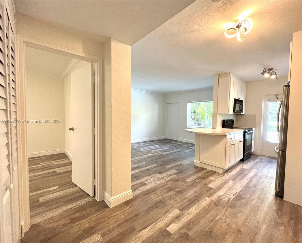95 Edgewater Dr Unit 106, Miami, FL 33133 - Condo for Rent in Miami, FL ...