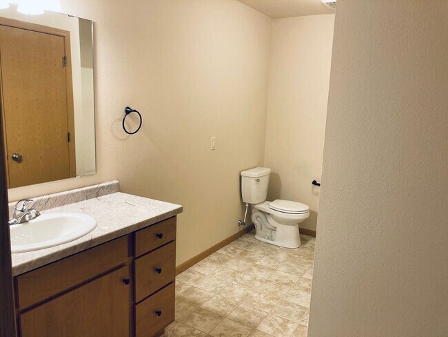 Moon Lake Estates - Apartments in Rice Lake, WI | Apartments.com