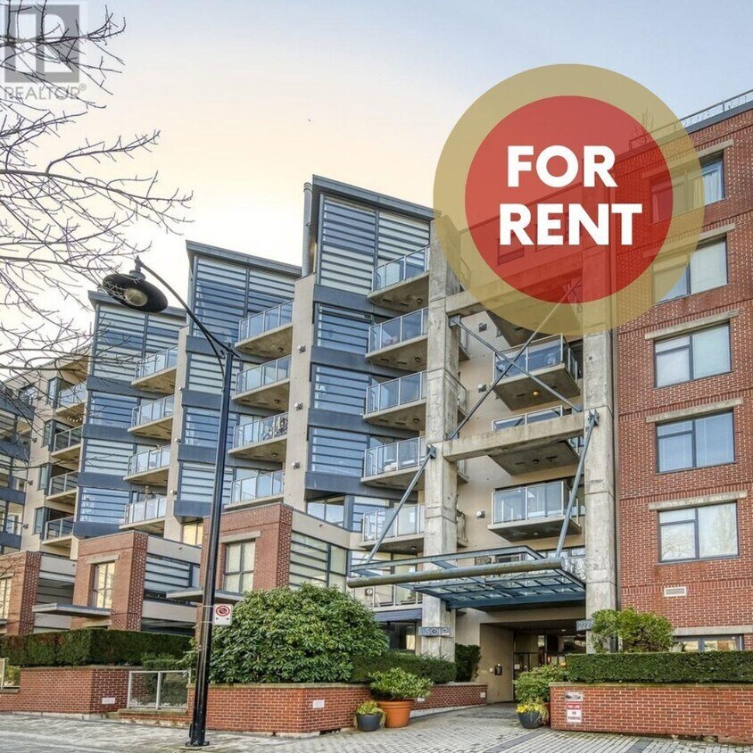 2228-2228 Marstrand Ave, Vancouver, BC V6K 4T1 - Maison à Louer à ...