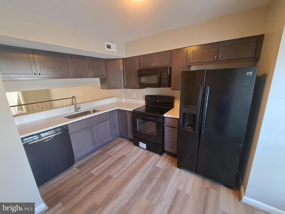 3662 Masthead Trail, Triangle, VA 22172 - Townhome Rentals in Triangle ...