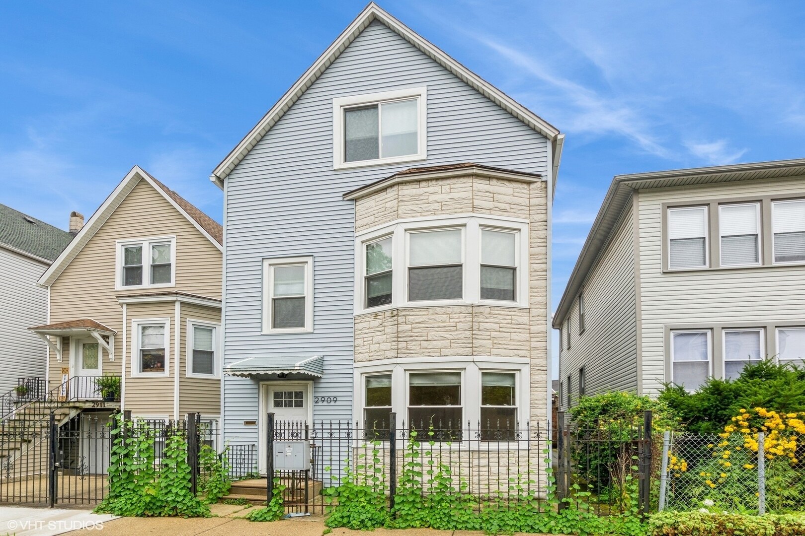 3714 W George St, Chicago, IL 60618 - House Rental in Chicago, IL ...