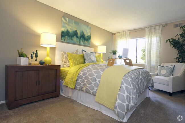 Serrano Highlands Apartment Homes Apartments - Lake Forest, CA ...