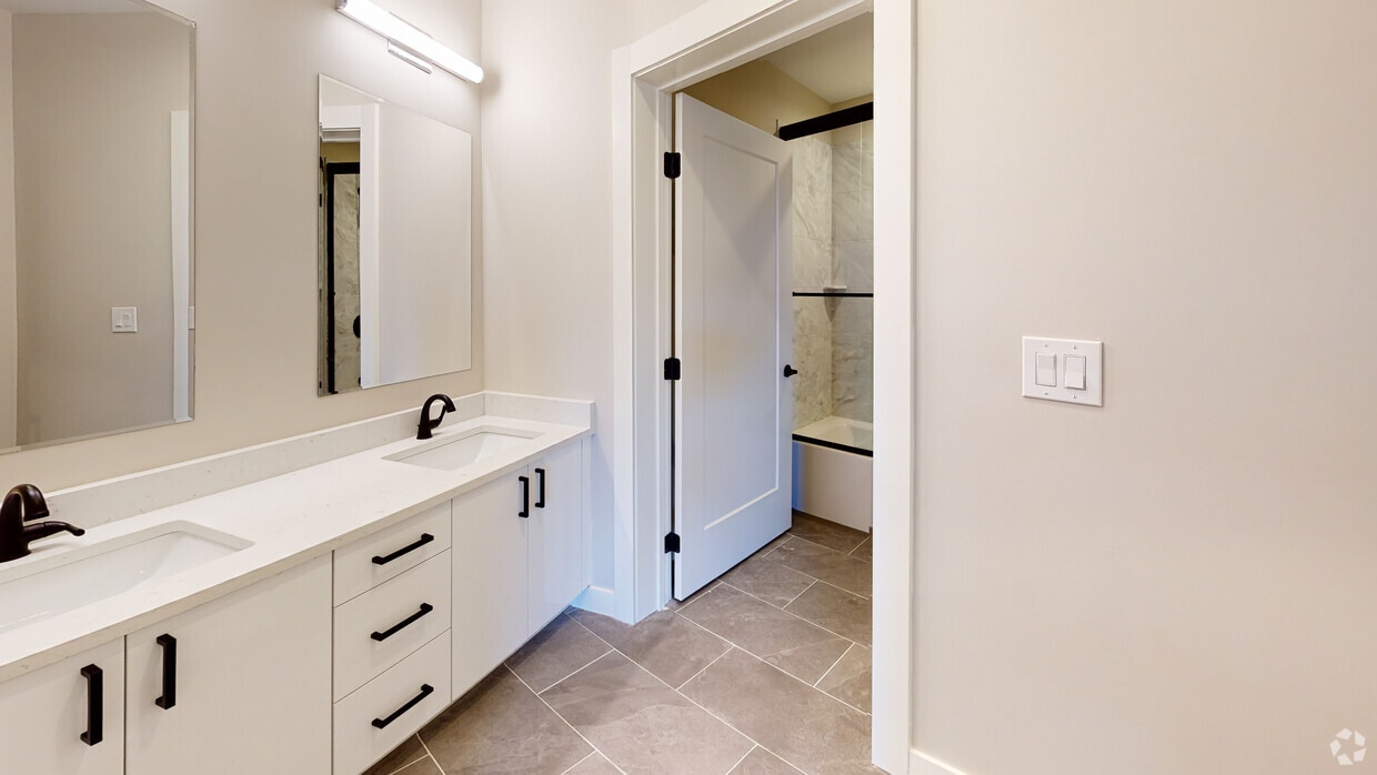 125 WARREN - 125 Warren St Boston, MA 02119 | Apartments.com