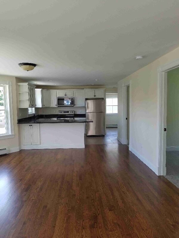 44 Moore Ave Unit apt 2, New London, CT 06320 | Apartments.com