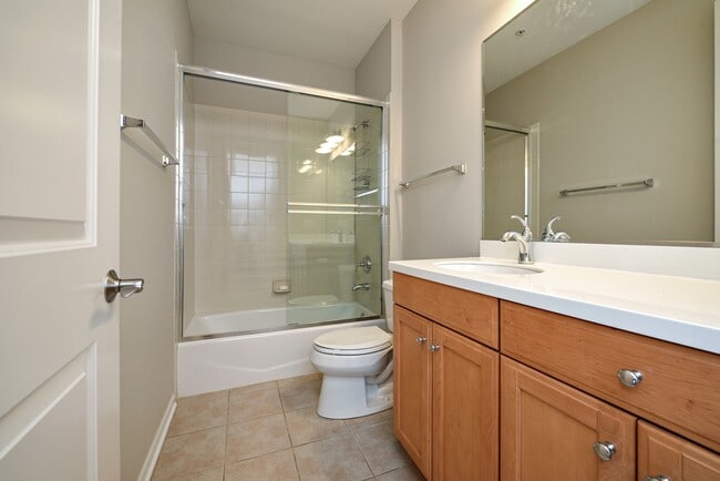 850 Village Center Dr Unit 416, Burr Ridge, IL 60527 - Condo for Rent ...