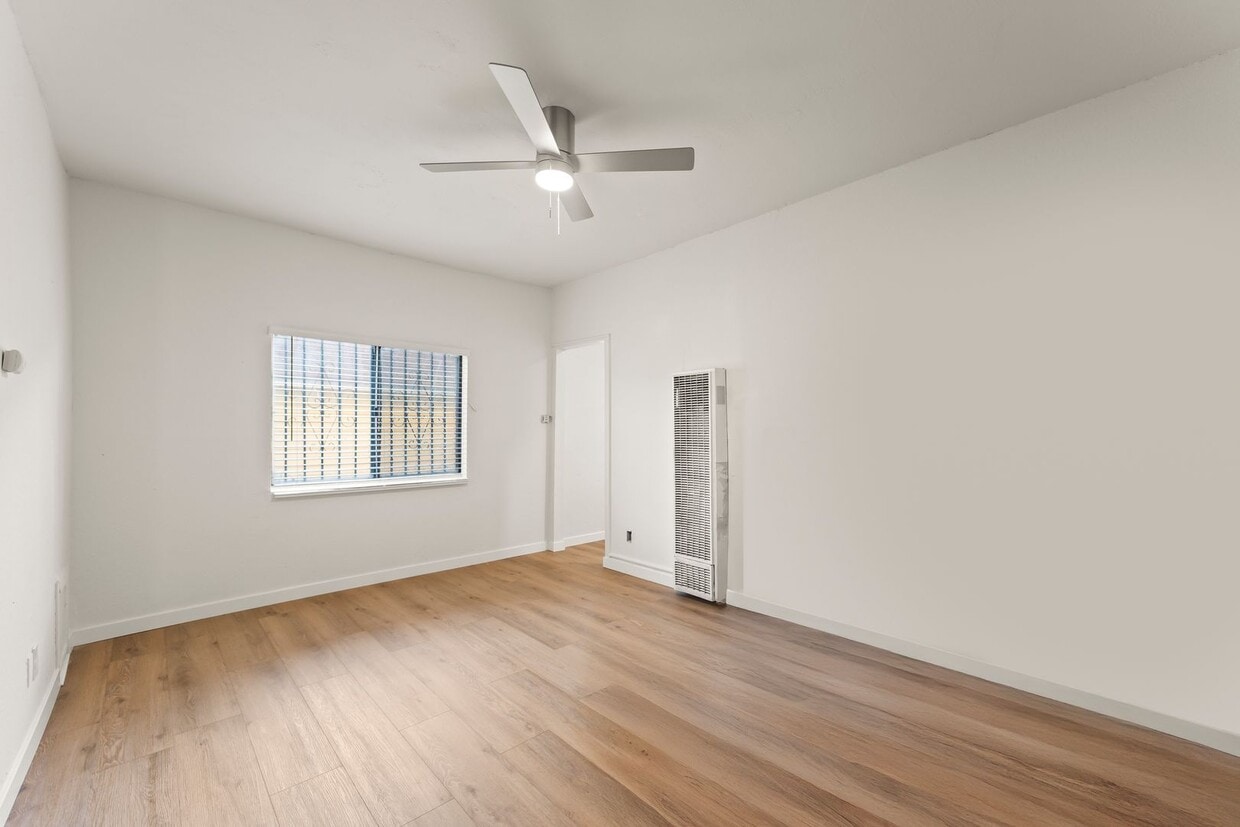 182 W Vernon Ave Unit 15, Los Angeles, CA 90037 | Apartments.com
