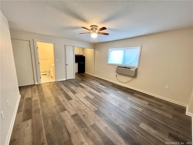 1428 North Ave Unit C5, Bridgeport, CT 06604 - Condo for Rent in ... 1428 North Ave Unit C5, Bridgeport, CT 06604 - Condo for Rent in ...