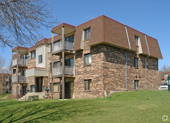 Summerfield Apartments Apartments - Northfield, MN | Apartments.com