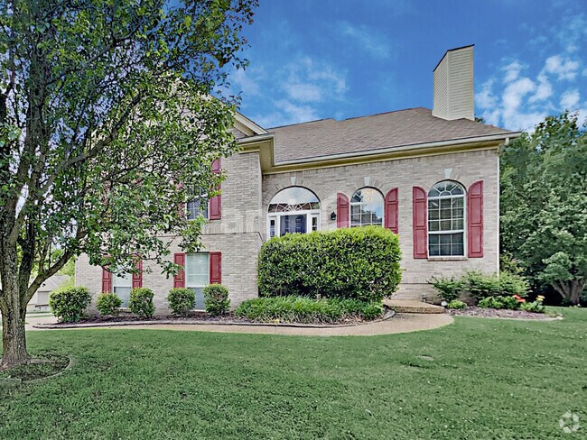 Berkeley Hall Hickory Highlands Apartments for Rent with Hardwood ...