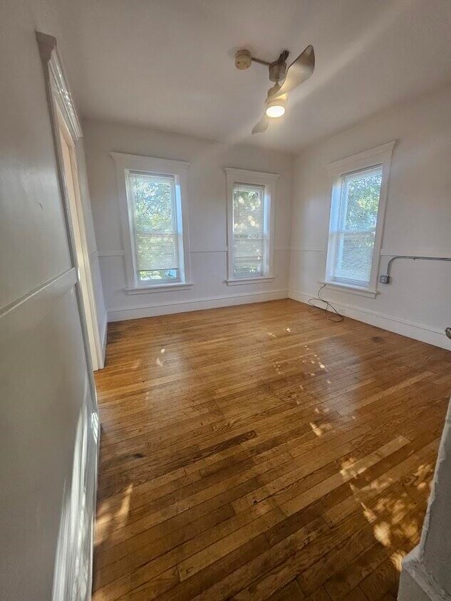 11 Court St Unit 4, Keene, NH 03431 - Room for Rent in Keene, NH ...