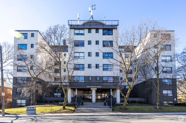 Humewood-Cedarvale Toronto Studio Apartments for Rent - Toronto, ON - 6 ...