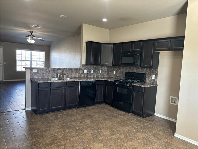 13424 Deer Spring Dr, Oklahoma City, OK 73078 - House Rental in ...