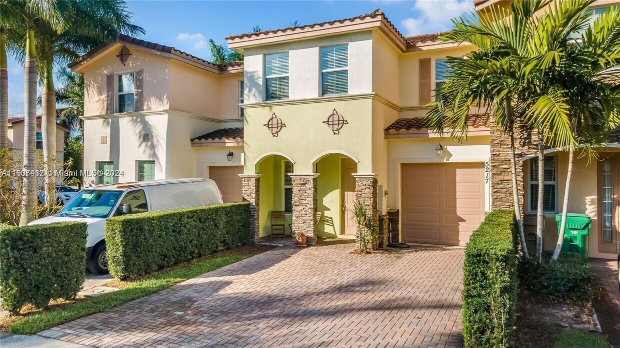 5217 SW 78th Terrace, Davie, FL 33328 - Townhome Rentals in Davie FL ...