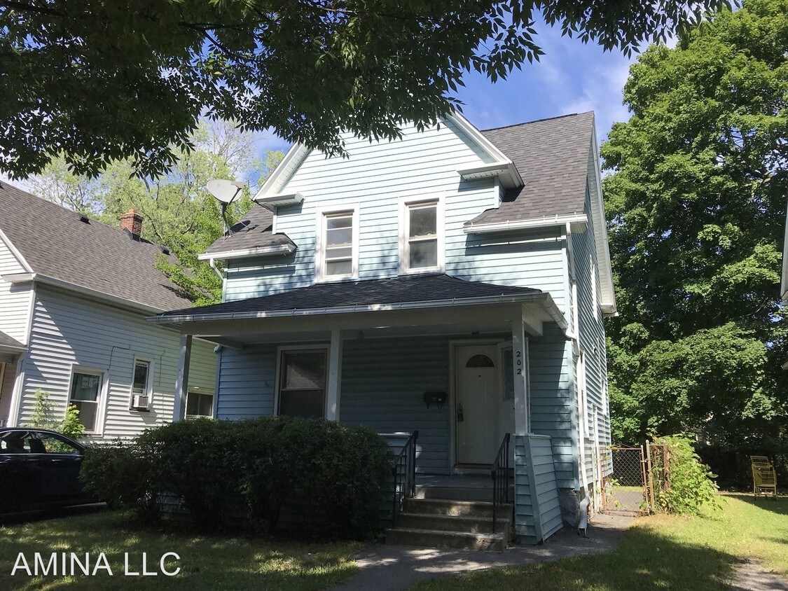 202 Garfield St, Rochester, NY 14611 - House Rental in Rochester, NY ...
