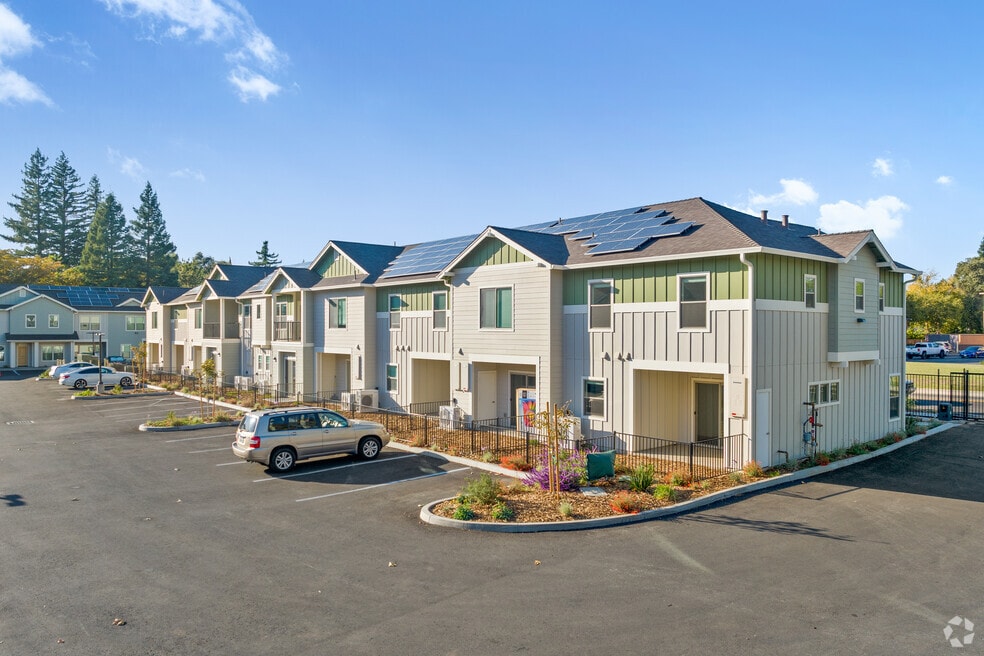 Apartments For Rent Near California State University, Chico - Chico, CA