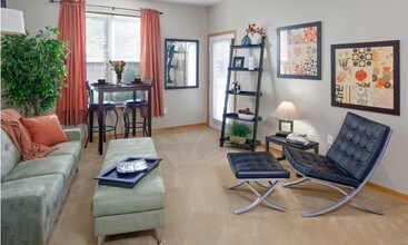 Deveraux Glen Rentals - Portland, OR | Apartments.com