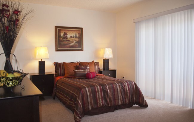 The Ridgeview Apartments - Northridge, CA | Apartments.com