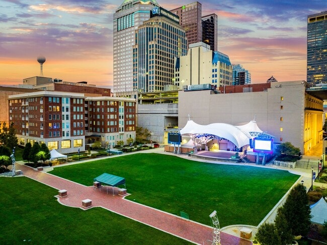 Highpoint on Columbus Commons - Apartments in Columbus, OH | Apartments.com