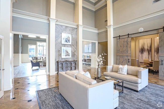 Village at Spring Meadows Apartments for Rent with a Walk-In Closet ...