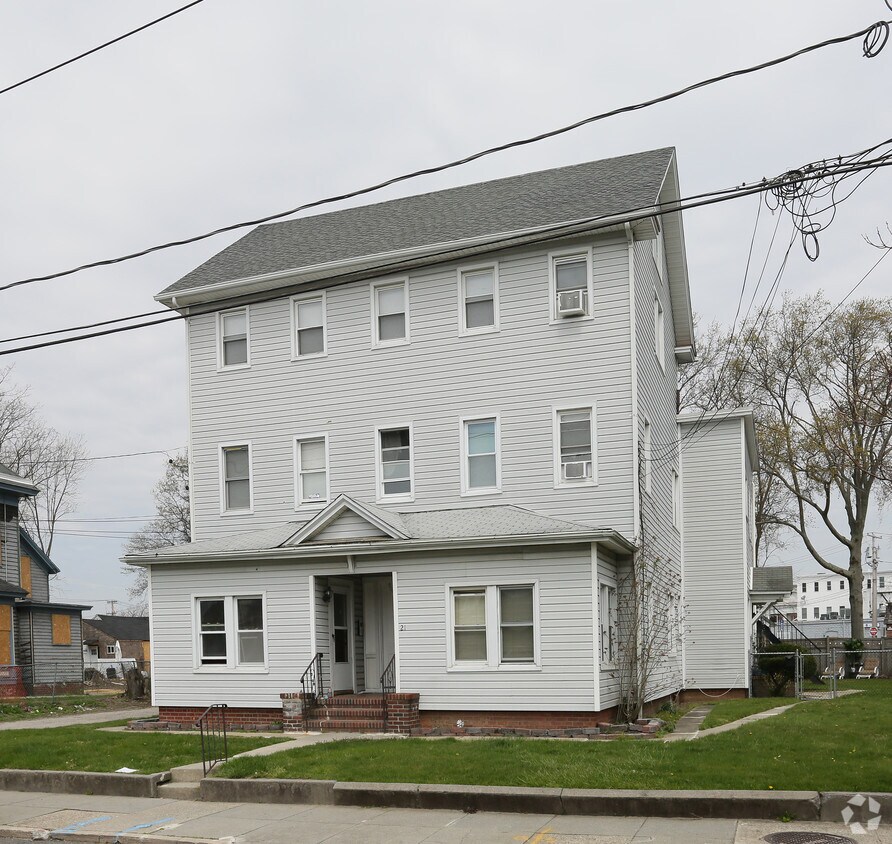 21 Church St, Patchogue, NY 11772 - 21 Church St Patchogue, NY 11772 ...