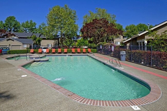 Landmark at Tanasbourne Apartments - Hillsboro, OR | Apartments.com