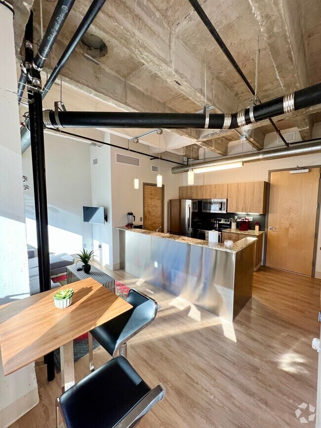 Arts District Apartments for Rent with EV Charging - Oklahoma City, OK ...