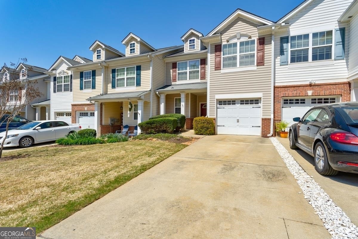 1208 Bronze Oak Way, Cumming, GA 30040 - Townhome Rentals in Cumming GA ...