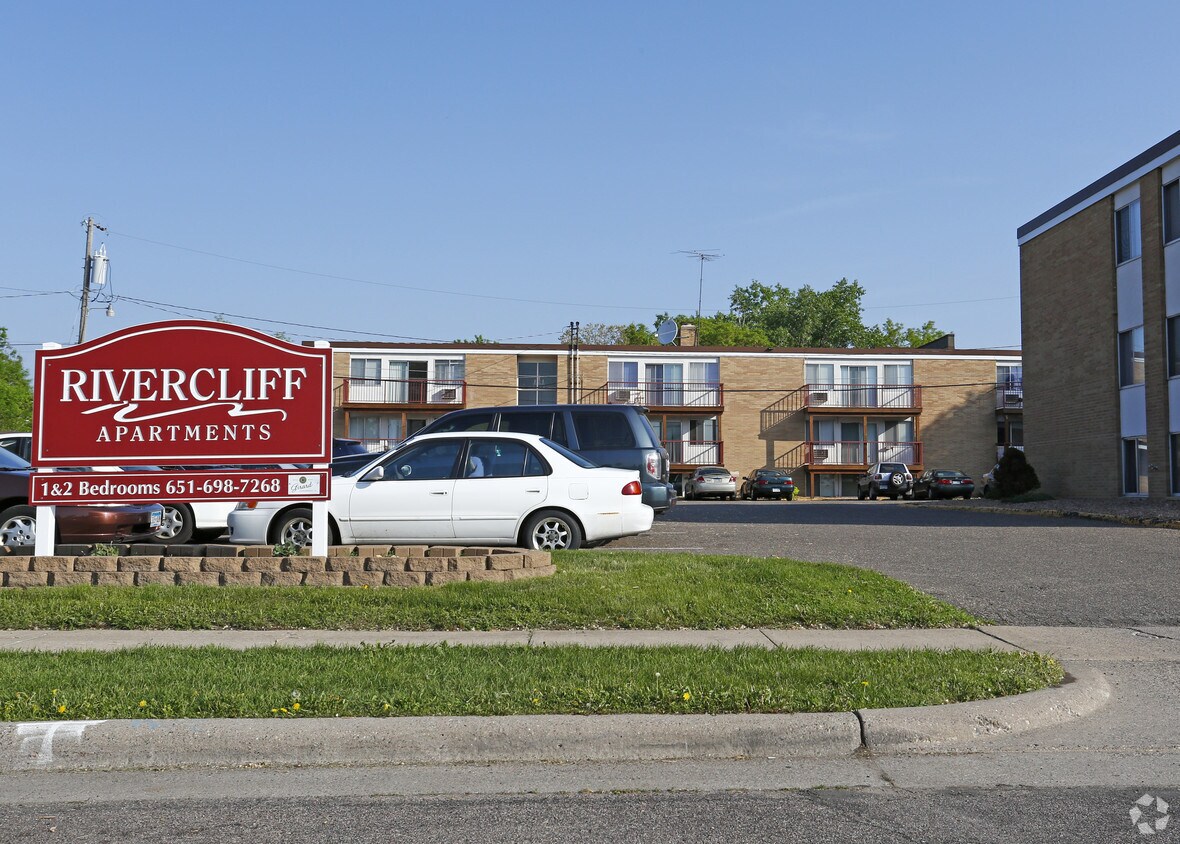 Rivercliff Apartments - 2450 Stewart Ave Saint Paul, MN 55116 ...