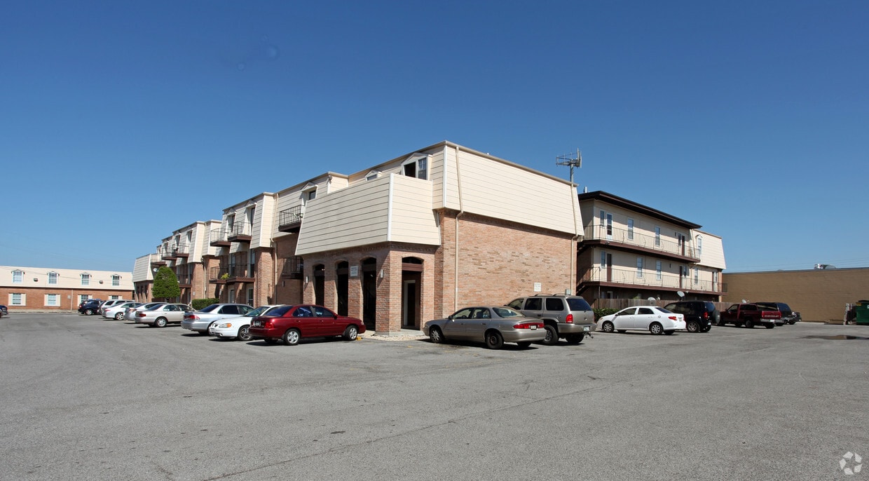 The Rylan - Apartments in Metairie, LA | Apartments.com