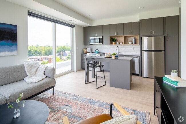 Lyndale Apartments for Rent with High Ceilings - Minneapolis, MN ...