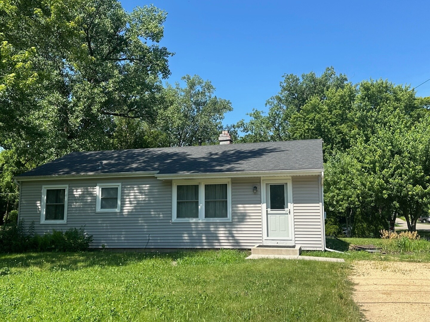 7205 Huntley Rd, Crystal Lake, IL 60014 - House Rental in Crystal Lake ...