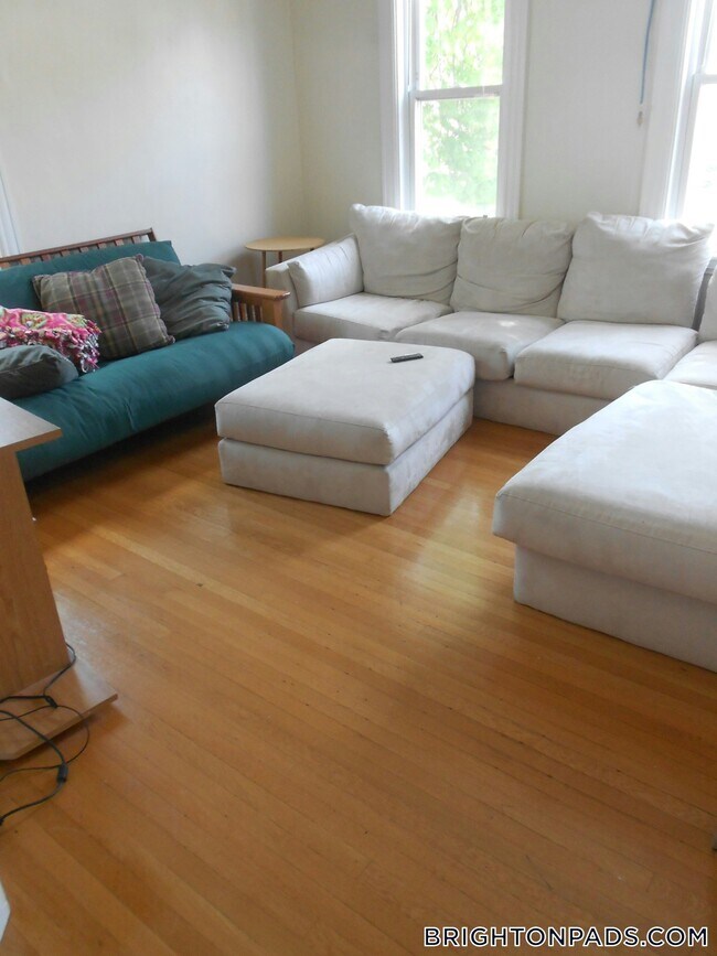 Student Apartments for Rent in Oak Square, Brighton - Page 3 ...