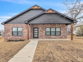 Edgemont Apartments for Rent with Extra Storage - Oklahoma City, OK ...