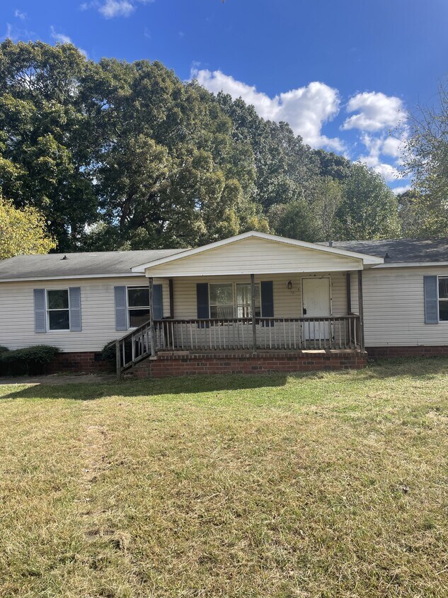 112 Bittersweet Ln, Lincolnton, NC 28092 - House Rental in Lincolnton ...