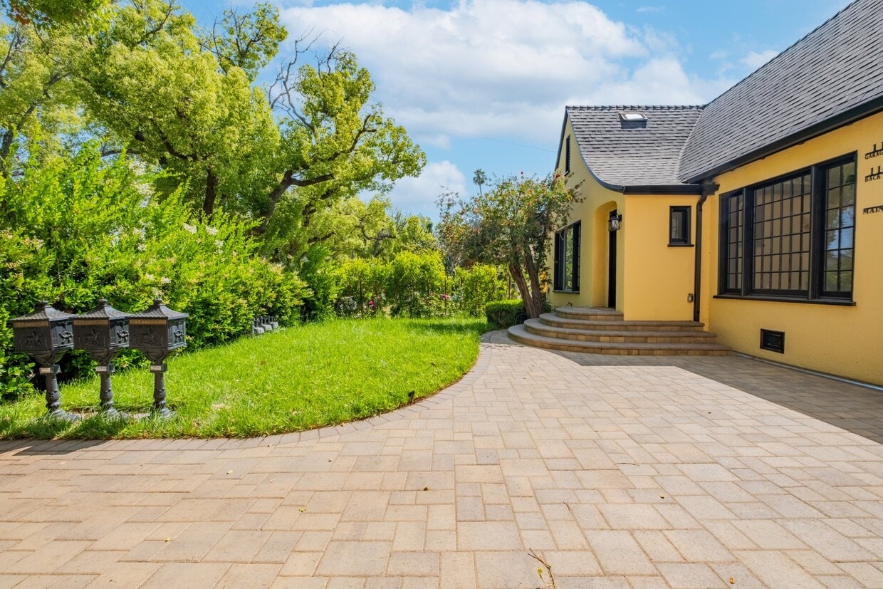 1161 Ruberta Ave, Glendale, CA 91201 - House Rental in Glendale, CA ...