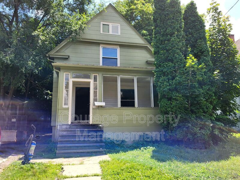 404 Linden Pl, Elmira, NY 14901 - House Rental in Elmira, NY ...