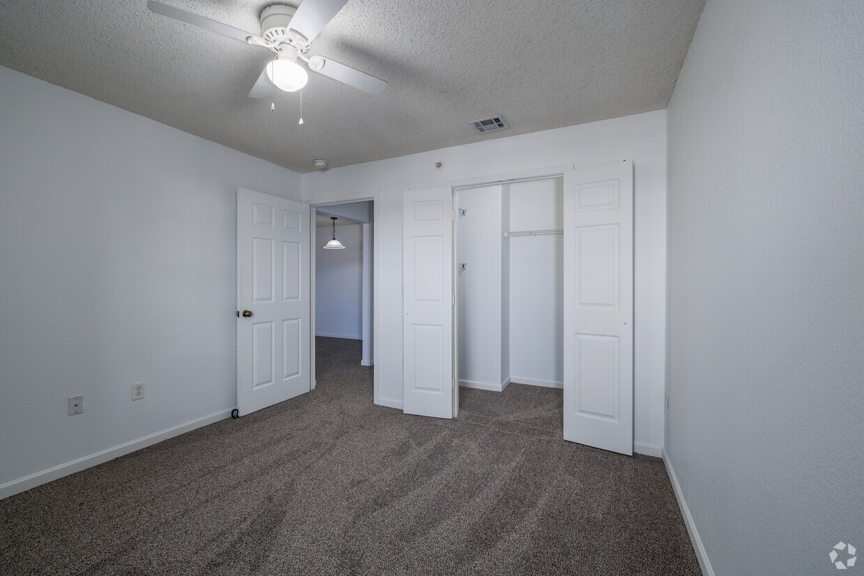 Terraces at Copper Leaf - 300 E Peachtree Dr Nixa, MO 65714 ...