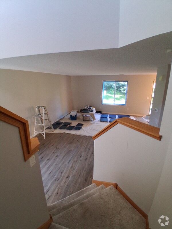 New Hillandale Apartments for Rent with Extra Storage - Eagan, MN ...
